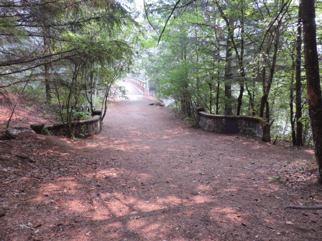 Alexandra Bridge Provincial Park - Adventures for Everybody